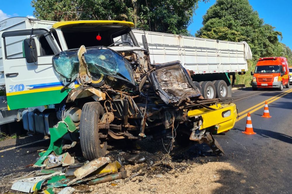 Engavetamento deixa duas pessoas feridas na SC-155, em Abelardo Luz | Tudo Sobre Xanxerê